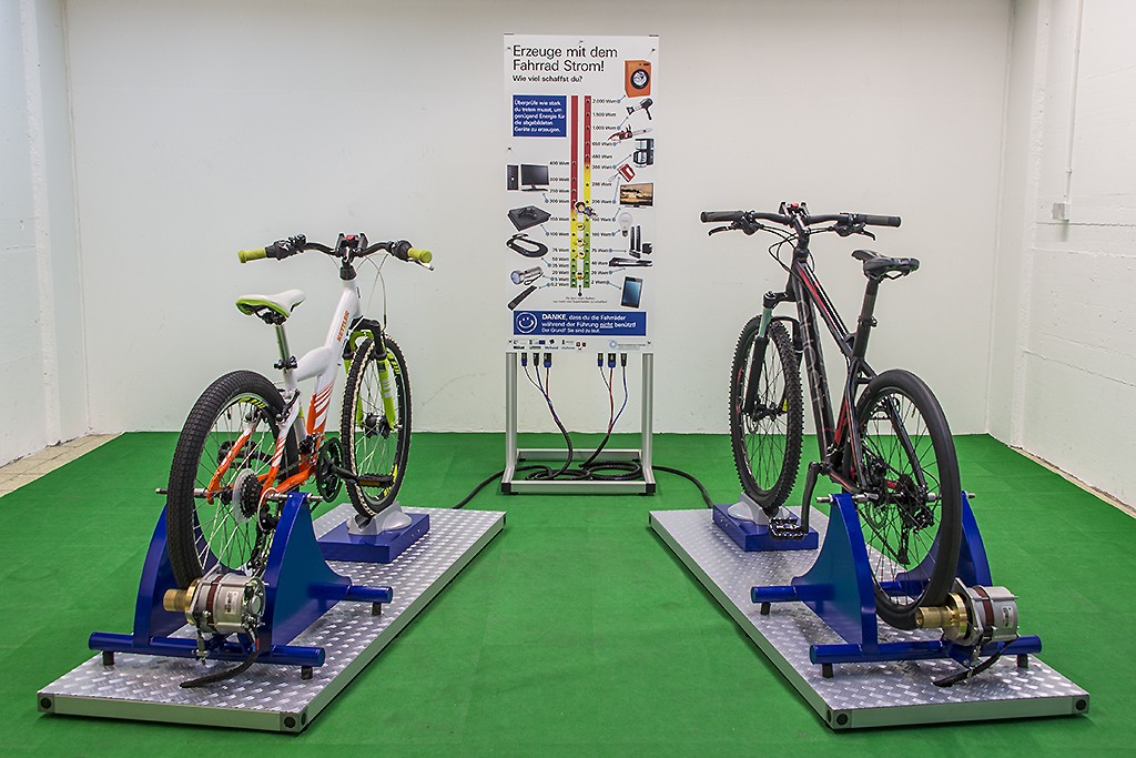 ENERGY BIKE SIMULATOR LICHT